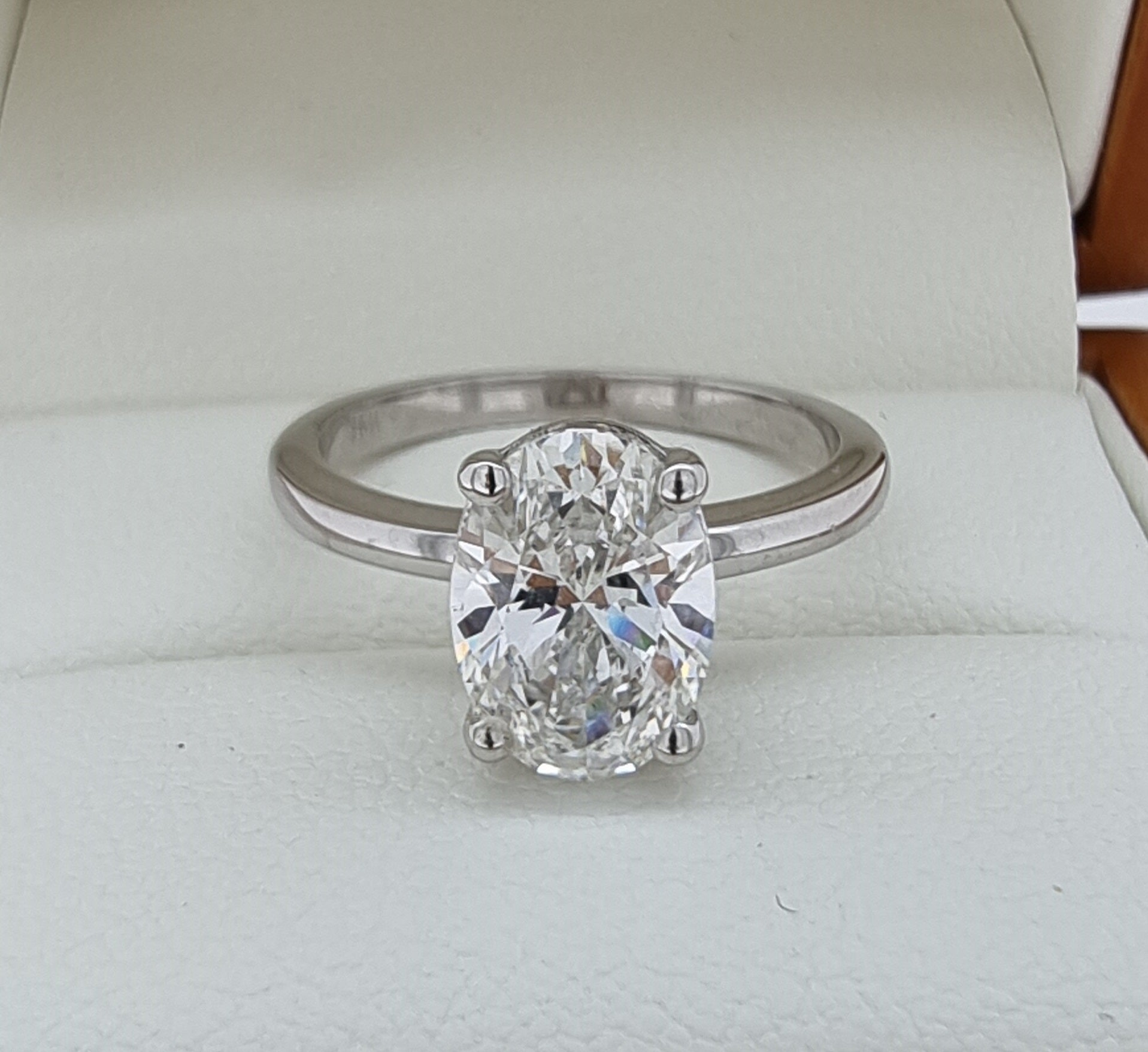 2 Carat Lab Grown - Oval Cut Diamond Enagement Ring – Hogan Diamonds